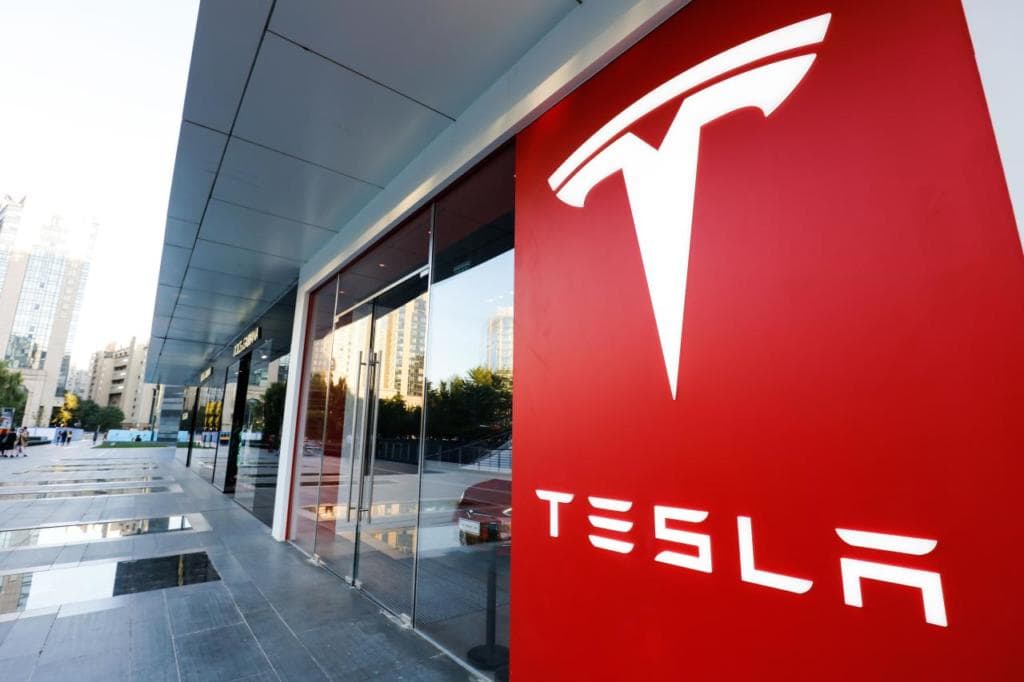 Absatz Von Tesla Bricht Im Juli Um über Zwei Drittel Ein Im Größten